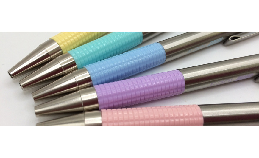 A ZEBRA tollak gyönyörű pasztell színekkel bővülnek!